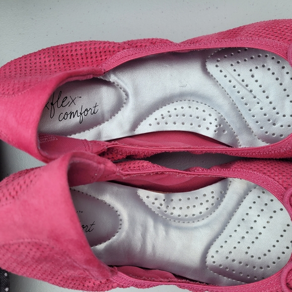 dexflex comfort | Shoes | Dexflex Comfort Pink Flats For Effortless ...